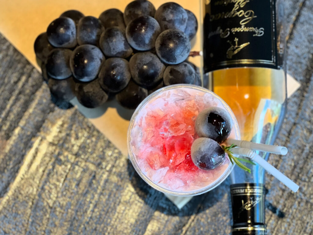 ピオーネ – Smoosha “dark pione grapes” | Église【お菓子と生命の水】